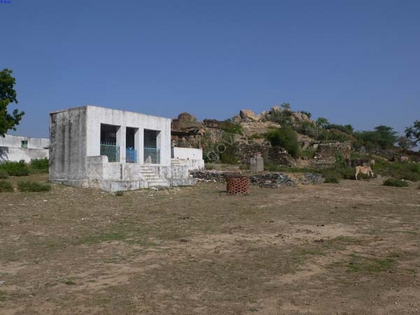 Old Narsingh Dwara Mandir